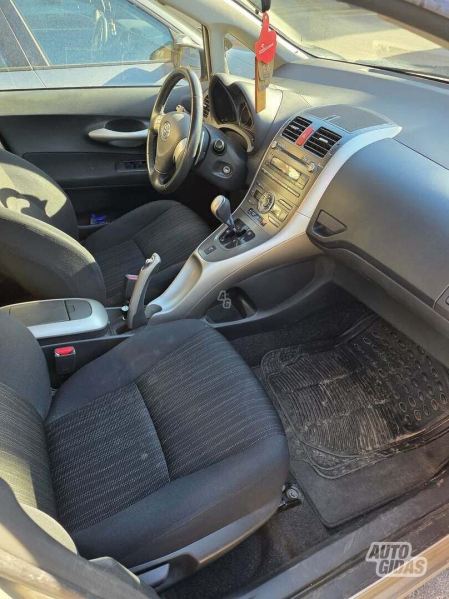 Toyota Auris 2007 Mažeikiai, ar dzinēja tilpumu 1.60 L un nobraukumu 214 tūkst. km par 2500 €, foto 14 vietnē AUTOMOTO.COM.LV