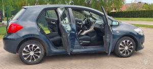 Toyota Auris 2007 in Vilnius, with an engine capacity of 2.00 L and mileage of 317 thousand km for 1950 €, photo 18 on AUTOMOTO.COM.LV