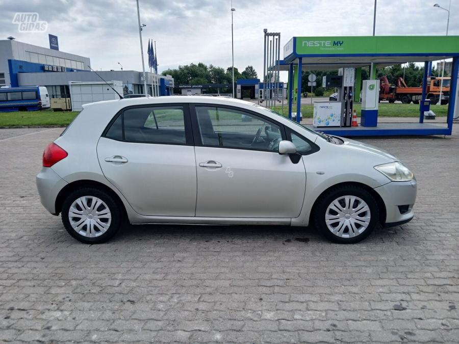 Toyota Auris 2007 Klaipėda, ar dzinēja tilpumu 2.00 L un nobraukumu 360 tūkst. km par 1350 €, foto 4 vietnē AUTOMOTO.COM.LV