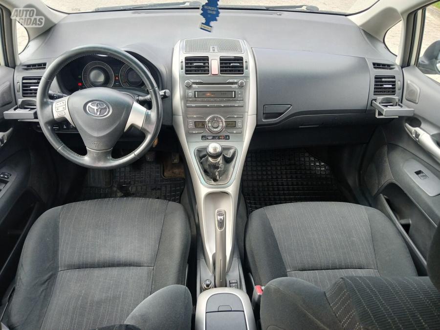 Toyota Auris 2007 Klaipėda, ar dzinēja tilpumu 2.00 L un nobraukumu 360 tūkst. km par 1350 €, foto 12 vietnē AUTOMOTO.COM.LV