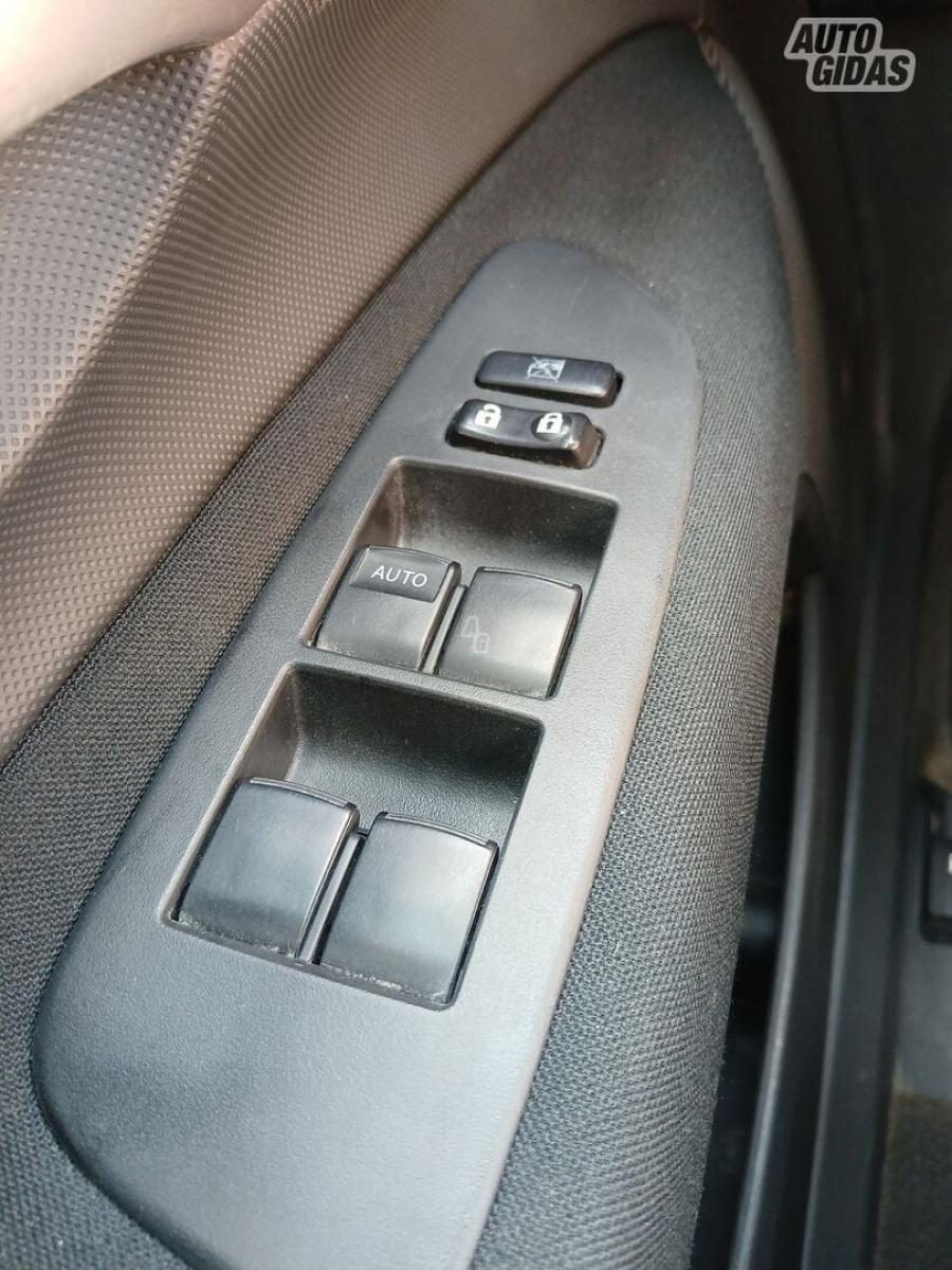 Toyota Auris 2007 Klaipėda, ar dzinēja tilpumu 2.00 L un nobraukumu 360 tūkst. km par 1350 €, foto 15 vietnē AUTOMOTO.COM.LV