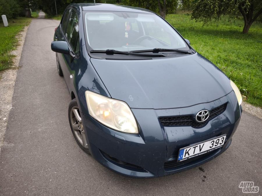 Toyota Auris 2007 in Vilnius, with an engine capacity of 2.00 L and mileage of 344 thousand km for 1500 €, photo 5 on AUTOMOTO.COM.LV