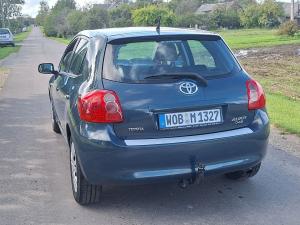 Toyota Auris 2007 in Mazeikiai, with an engine capacity of 2.00 L and mileage of 213 thousand km for 3300 €, photo 8 on AUTOMOTO.COM.LV