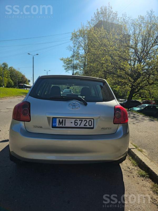 Toyota Auris 2008 in Riga, with an engine capacity of 1.60 L and mileage of 167 thousand km for 2950 €, photo 9 on AUTOMOTO.COM.LV