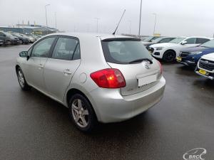 Toyota Auris 2008 in Vilnius, with an engine capacity of 1.36 L and mileage of 286 thousand km for 2500 €, photo 5 on AUTOMOTO.COM.LV