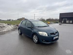 Toyota Auris 2008 in Utena, with an engine capacity of 2.00 L and mileage of 280 thousand km for 750 €, photo 2 on AUTOMOTO.COM.LV
