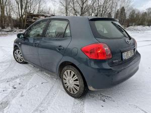 Toyota Auris 2008 Viļņa, ar dzinēja tilpumu 2.00 L un nobraukumu 380 tūkst. km par 1500 €, foto 15 vietnē AUTOMOTO.COM.LV