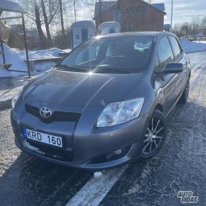 Toyota Auris 2008 Šauļi, ar dzinēja tilpumu 1.40 L un nobraukumu 215 tūkst. km par 2999 €, foto  vietnē AUTOMOTO.COM.LV