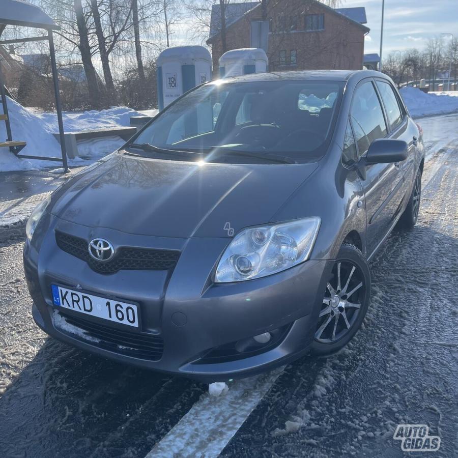 Toyota Auris 2008 in Siauliai, with an engine capacity of 1.40 L and mileage of 215 thousand km for 2999 €, photo 1 on AUTOMOTO.COM.LV