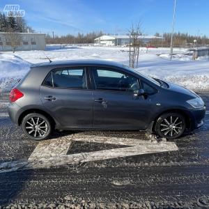 Toyota Auris 2008 in Siauliai, with an engine capacity of 1.40 L and mileage of 215 thousand km for 2999 €, photo 4 on AUTOMOTO.COM.LV