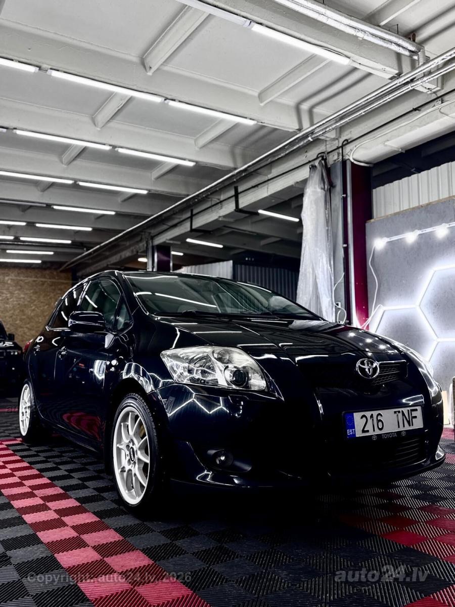 Toyota Auris 2008 Tallina, ar dzinēja tilpumu 2.20 L un nobraukumu 270 tūkst. km par 3000 €, foto 2 vietnē AUTOMOTO.COM.LV