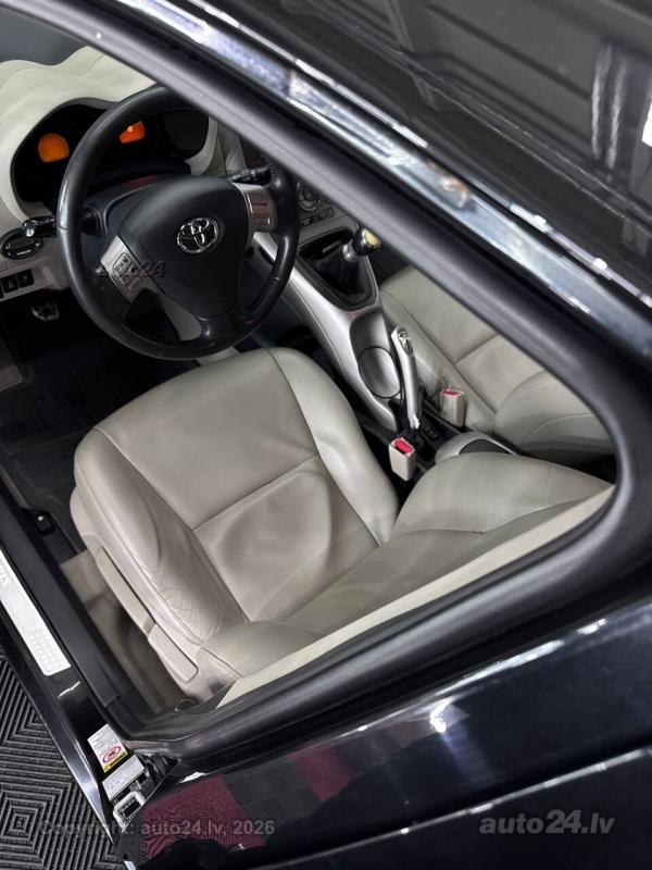 Toyota Auris 2008 Tallina, ar dzinēja tilpumu 2.20 L un nobraukumu 270 tūkst. km par 3000 €, foto 11 vietnē AUTOMOTO.COM.LV