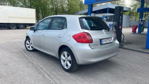 Toyota Auris 2008 in Marijampole, with an engine capacity of 1.60 L and mileage of 240 thousand km for 3000 €, photo 8 on AUTOMOTO.COM.LV