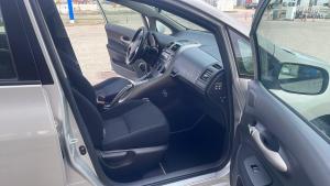 Toyota Auris 2008 in Marijampole, with an engine capacity of 1.60 L and mileage of 240 thousand km for 3000 €, photo 15 on AUTOMOTO.COM.LV