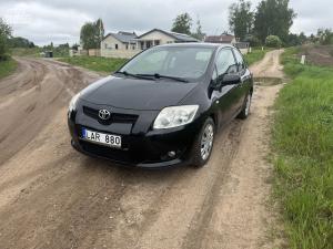 Toyota Auris 2008 in Vilnius, with an engine capacity of 1.40 L and mileage of 218 thousand km for 2500 €, photo  on AUTOMOTO.COM.LV