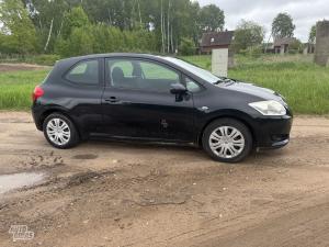 Toyota Auris 2008 in Vilnius, with an engine capacity of 1.40 L and mileage of 218 thousand km for 2500 €, photo 5 on AUTOMOTO.COM.LV