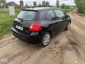 Toyota Auris 2008 in Vilnius, with an engine capacity of 1.40 L and mileage of 218 thousand km for 2500 €, photo 9 on AUTOMOTO.COM.LV