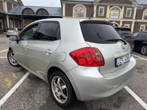 Toyota Auris 2008 Kauņa, ar dzinēja tilpumu 2.20 L un nobraukumu 280 tūkst. km par 1000 €, foto 3 vietnē AUTOMOTO.COM.LV