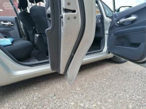 Toyota Auris 2008 Utena, ar dzinēja tilpumu 1.40 L un nobraukumu 219 tūkst. km par 2150 €, foto 19 vietnē AUTOMOTO.COM.LV