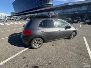 Toyota Auris 2008 in Vilnius, with an engine capacity of 2.00 L and mileage of 280 thousand km for 2450 €, photo 3 on AUTOMOTO.COM.LV