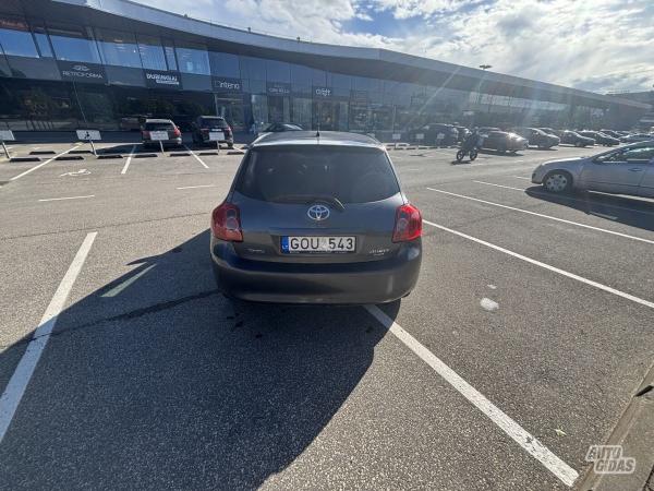 Toyota Auris 2008 in Vilnius, with an engine capacity of 2.00 L and mileage of 280 thousand km for 2450 €, photo 4 on AUTOMOTO.COM.LV