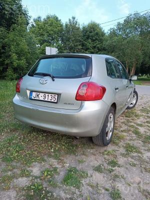 Toyota Auris 2008 Rīga, ar dzinēja tilpumu 1.40 L un nobraukumu 283 tūkst. km par 1600 €, foto 5 vietnē AUTOMOTO.COM.LV