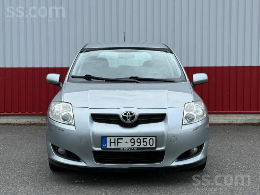 Toyota Auris 2008 in Riga, with an engine capacity of 1.60 L and mileage of 186 thousand km for 1990 €, photo 6 on AUTOMOTO.COM.LV