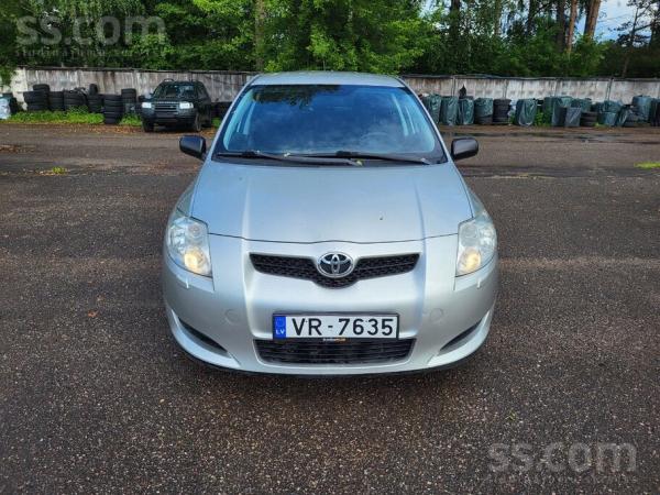 Тойота Аурис 2008 в Рига, объемом двигателя 1.60 л и пробегом 0 тыс. км за 2990 €, фото 2 на AUTOMOTO.COM.LV