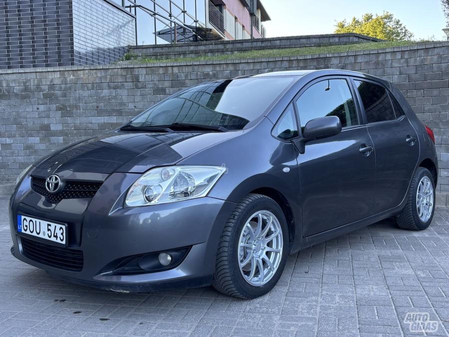 Toyota Auris 2008 in Vilnius, with an engine capacity of 2.00 L and mileage of 280 thousand km for 2450 €, photo 6 on AUTOMOTO.COM.LV