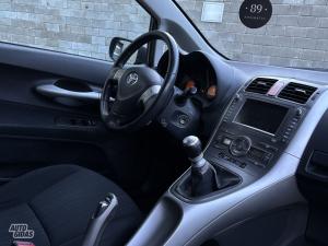 Toyota Auris 2008 in Vilnius, with an engine capacity of 2.00 L and mileage of 280 thousand km for 2450 €, photo 15 on AUTOMOTO.COM.LV