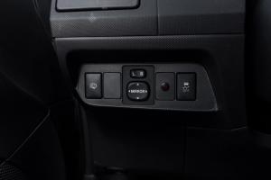 Тойота Аурис 2008 в Рига, объемом двигателя 2.00 л и пробегом 295 тыс. км за 2590 €, фото 4 на AUTOMOTO.COM.LV