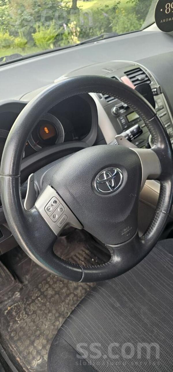 Toyota Auris 2008 Rīga, ar dzinēja tilpumu 1.60 L un nobraukumu 260 tūkst. km par 2200 €, foto 1 vietnē AUTOMOTO.COM.LV