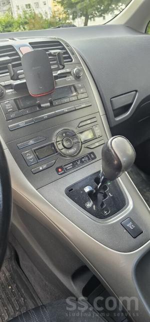 Toyota Auris 2008 Rīga, ar dzinēja tilpumu 1.60 L un nobraukumu 260 tūkst. km par 2200 €, foto 4 vietnē AUTOMOTO.COM.LV