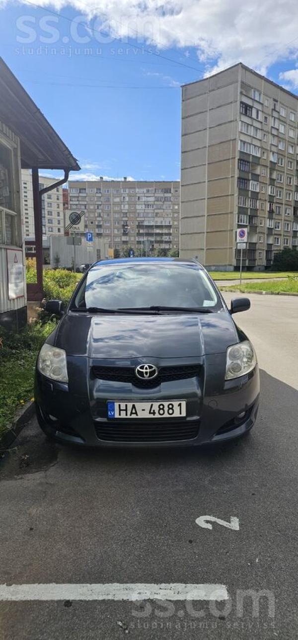 Toyota Auris 2008 Rīga, ar dzinēja tilpumu 1.60 L un nobraukumu 260 tūkst. km par 2200 €, foto 4 vietnē AUTOMOTO.COM.LV