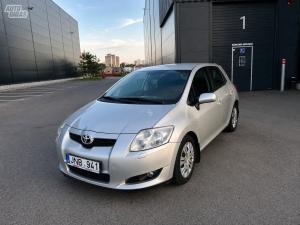 Toyota Auris 2008 in Kaunas, with an engine capacity of 1.40 L and mileage of 395 thousand km for 3000 €, photo  on AUTOMOTO.COM.LV