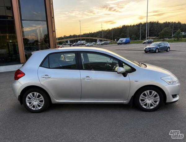 Toyota Auris 2008 Kauņa, ar dzinēja tilpumu 1.40 L un nobraukumu 395 tūkst. km par 3000 €, foto 4 vietnē AUTOMOTO.COM.LV