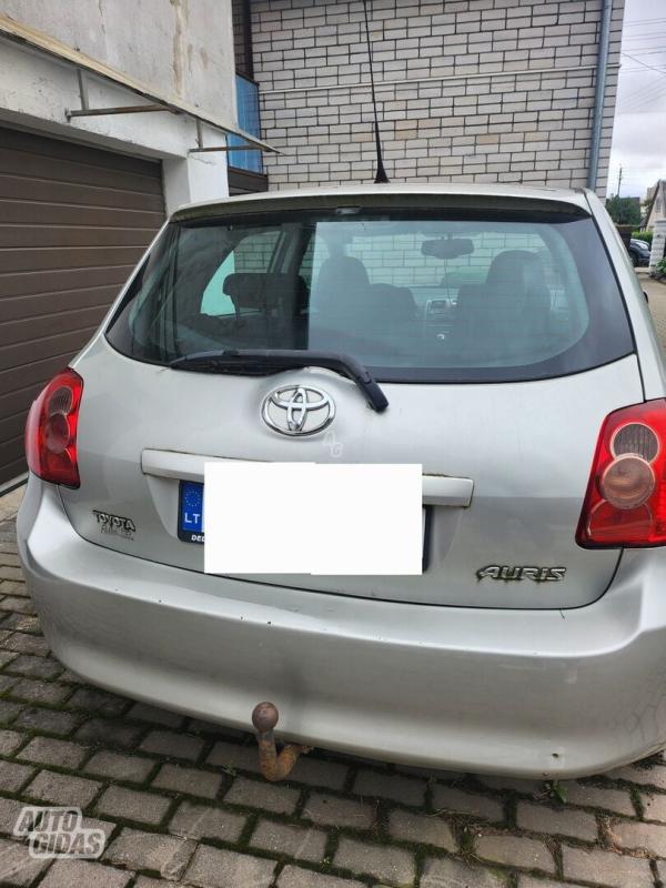 Toyota Auris 2008 Panevēža, ar dzinēja tilpumu 1.40 L un nobraukumu 248 tūkst. km par 2500 €, foto 3 vietnē AUTOMOTO.COM.LV