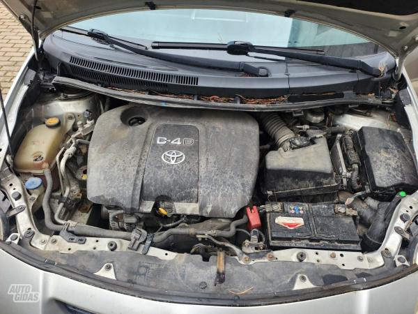 Toyota Auris 2008 Panevēža, ar dzinēja tilpumu 1.40 L un nobraukumu 248 tūkst. km par 2500 €, foto 6 vietnē AUTOMOTO.COM.LV