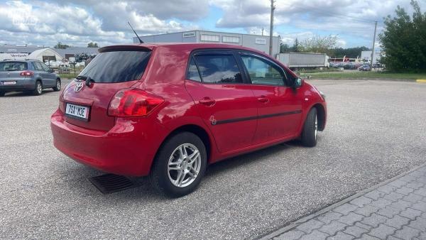 Toyota Auris 2008 in Marijampole, with an engine capacity of 1.60 L and mileage of 200 thousand km for 3399 €, photo 8 on AUTOMOTO.COM.LV
