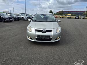 Toyota Auris 2008 in Vilnius, with an engine capacity of 1.60 L and mileage of 159 thousand km for 2800 €, photo 3 on AUTOMOTO.COM.LV