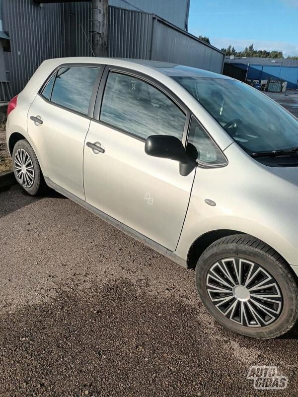 Toyota Auris 2008 Birštonas vietnē Toyota Auris 2008 Birštonas, ar dzinēja tilpumu 1.40 L un nobraukumu 318 tūkst. km par 1550 €, foto 6 vietnē AUTOMOTO.COM.LV