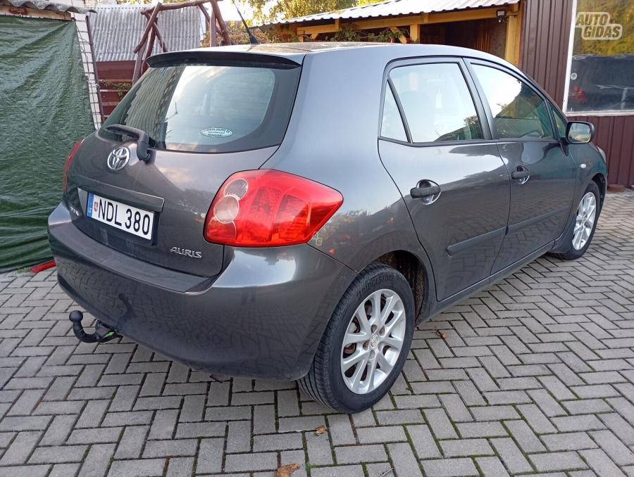 Toyota Auris 2008 Radviliškis, ar dzinēja tilpumu 1.40 L un nobraukumu 363 tūkst. km par 1600 €, foto 3 vietnē AUTOMOTO.COM.LV