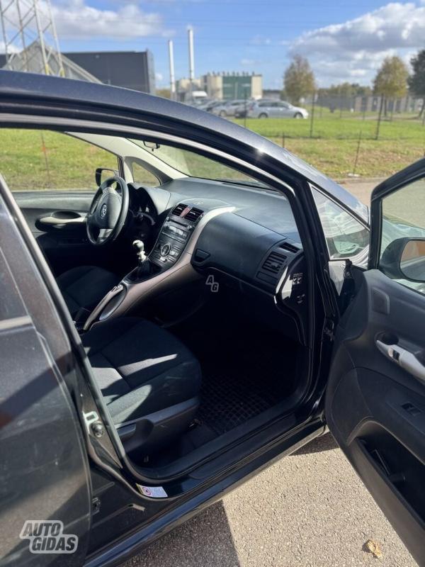 Toyota Auris 2008 Kauņa, ar dzinēja tilpumu 2.00 L un nobraukumu 280 tūkst. km par 1400 €, foto 9 vietnē AUTOMOTO.COM.LV