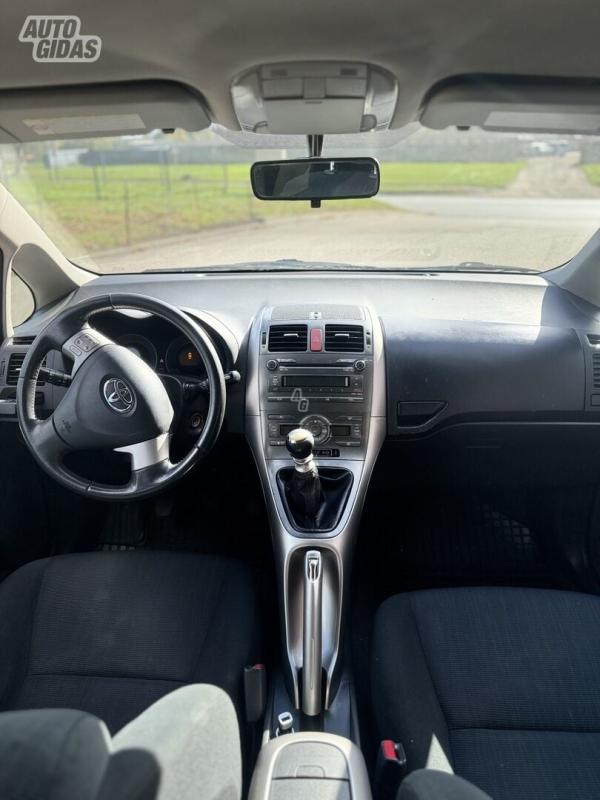 Toyota Auris 2008 Kauņa, ar dzinēja tilpumu 2.00 L un nobraukumu 280 tūkst. km par 1400 €, foto 10 vietnē AUTOMOTO.COM.LV