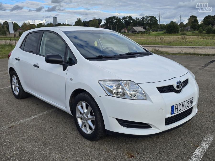 Toyota Auris 2008 Telšiai, ar dzinēja tilpumu 1.40 L un nobraukumu 340 tūkst. km par 2250 €, foto 1 vietnē AUTOMOTO.COM.LV