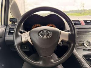 Toyota Auris 2008 in Vilnius, with an engine capacity of 1.60 L and mileage of 101 thousand km for 5950 €, photo 31 on AUTOMOTO.COM.LV