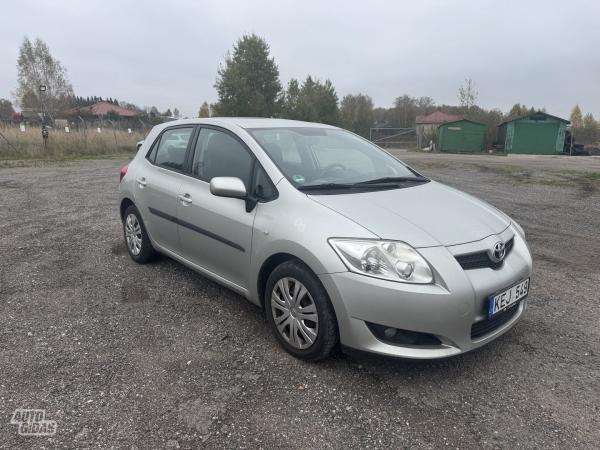 Toyota Auris 2008 in Vilnius, with an engine capacity of 2.00 L and mileage of 255 thousand km for 1730 €, photo 3 on AUTOMOTO.COM.LV