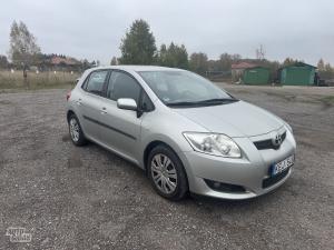 Toyota Auris 2008 in Vilnius, with an engine capacity of 2.00 L and mileage of 255 thousand km for 1730 €, photo 3 on AUTOMOTO.COM.LV