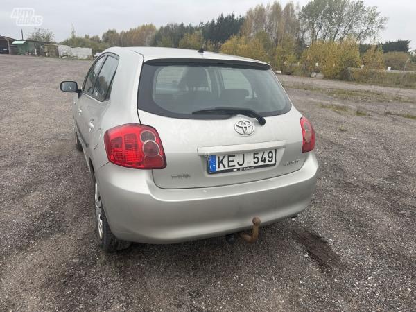 Toyota Auris 2008 in Vilnius, with an engine capacity of 2.00 L and mileage of 255 thousand km for 1730 €, photo 8 on AUTOMOTO.COM.LV