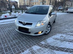 Toyota Auris 2009 Šauļi, ar dzinēja tilpumu 2.00 L un nobraukumu 171 tūkst. km par 2550 €, foto  vietnē AUTOMOTO.COM.LV